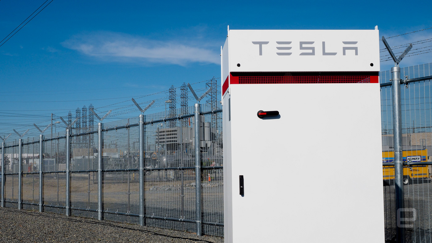 Tesla's Powerpacks are now lighting up California's grid – IEEE Student ...